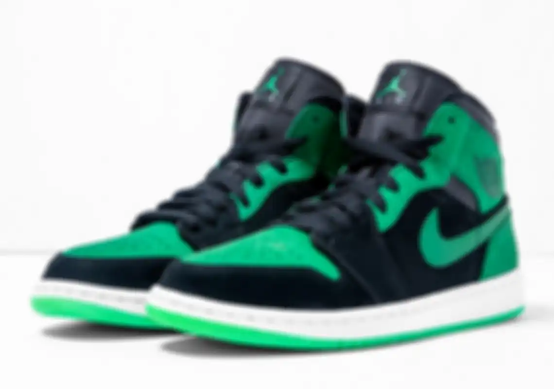 Nike Rilis Sneakers Baru Kolaborasi dengan Xbox dalam Air Jordan 1 Mid