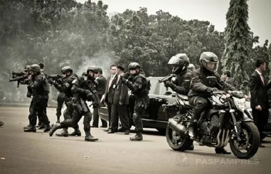 Inilah Serda Ambar, Paspampres Cantik Asal Sidoarjo yang Curi Perhatian ...