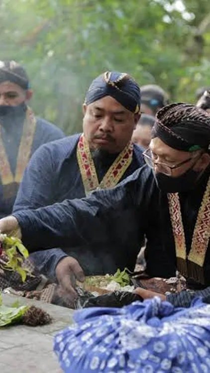 Labuhan Merapi, Upacara Adat Terhubung Dengan Penunggu Merapi Sejak Era ...