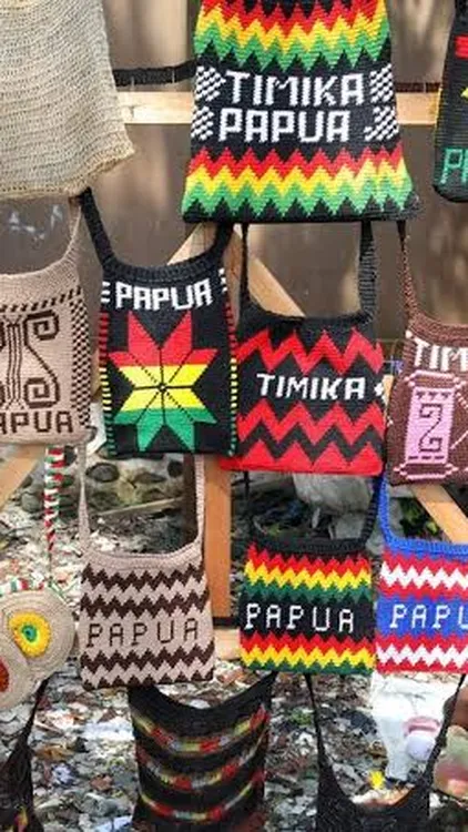 Mengenal Noken, Kerajinan Tangan Khas Papua yang Menjadi Warisan Budaya ...