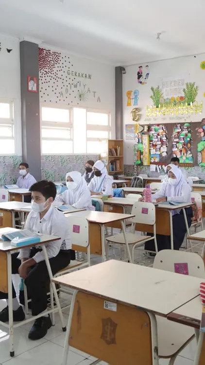 Bapak Ibu Guru yang Bersemangat, Bagaimana Kita Dapat Membuat Lingkungan Sekolah Menjadi Lebih ...