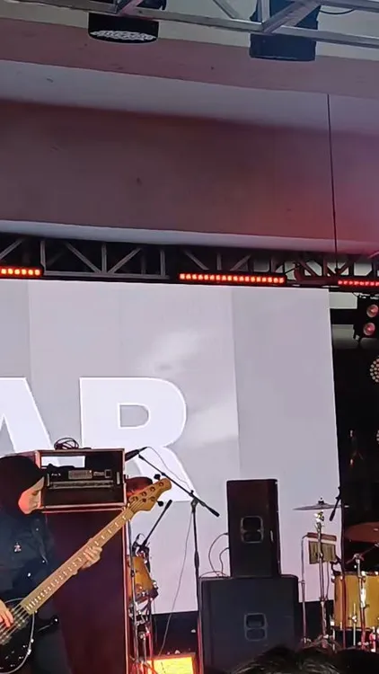 Firda Marsya Kurnia Vokalis Voice of Baceprot (VoB) Masuk BBC 100 Women ...