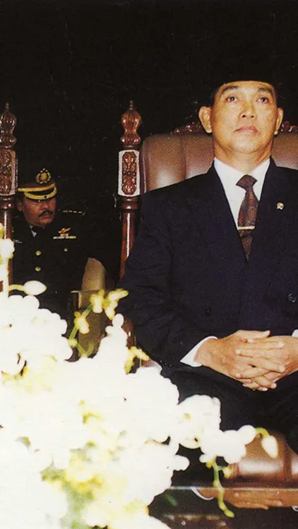 Sudharmono, Wakil Presiden Pilihan Soeharto tapi Tak Dikehendaki ABRI