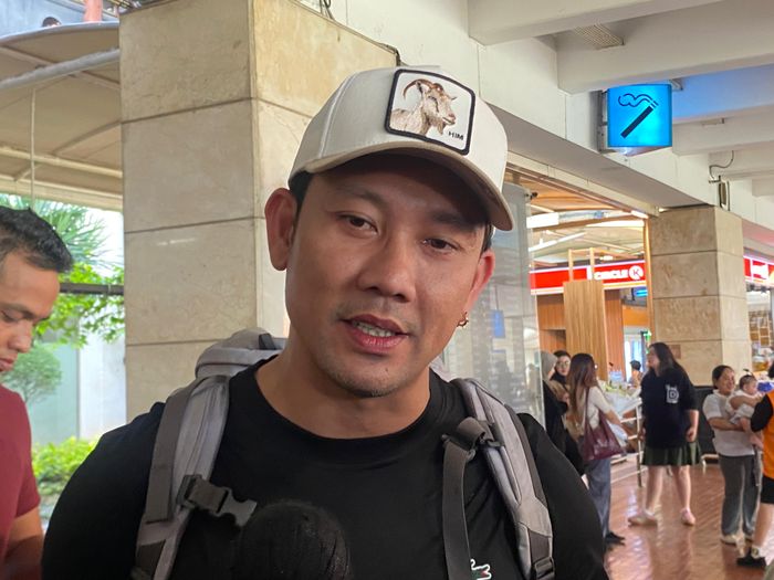 Profil Denny Sumargo, Aktor yang Kecam Eksploitasi Nikel di Raja Ampat ...