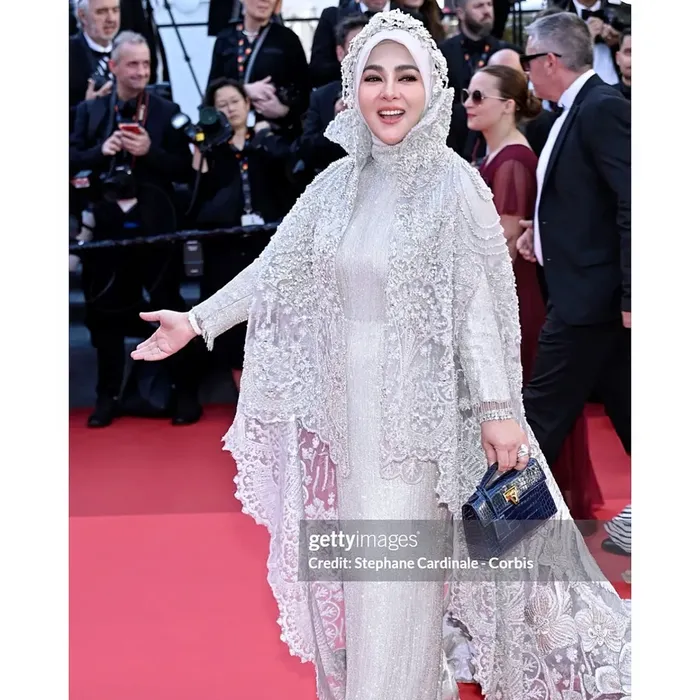Syahrini Hadir di Cannes Film Festival 2025, Tampil Glamor dengan Gaun Desainer Indonesia