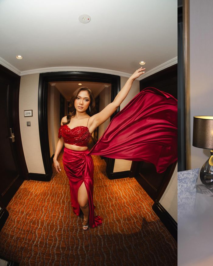 7 Penampilan Marion Jola Kenakan Busana Serba Merah, Tampil Cantik dan Memikat