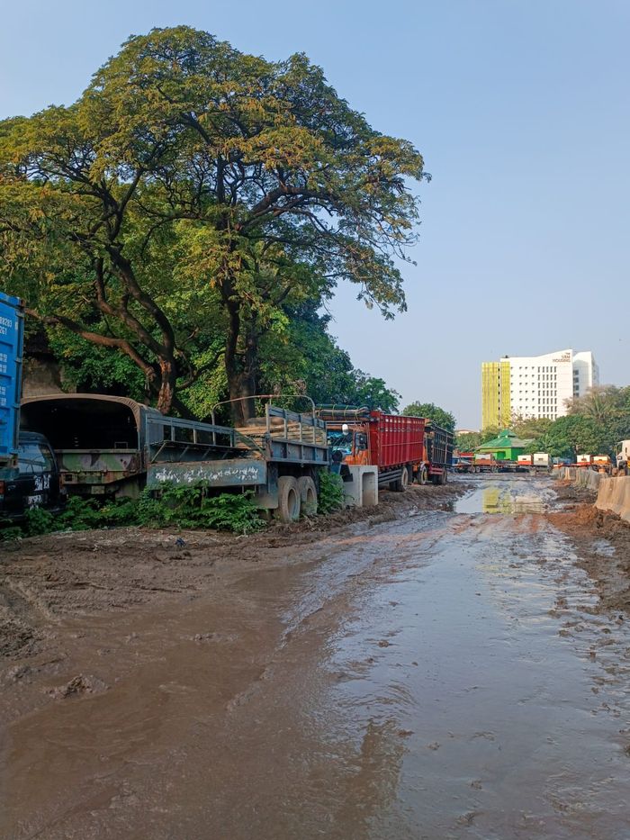 Menanti Lenyap: Sisa Kasteel Batavia dan Ancaman Laut Jawa - Semua ...