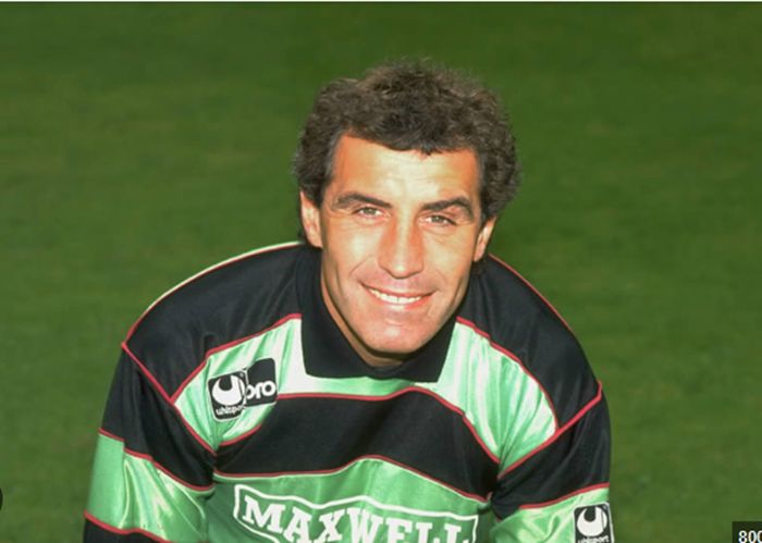Lewati Peter Shilton, Kiper yang Dihina Brasil Ini Cetak Rekor Dunia ...