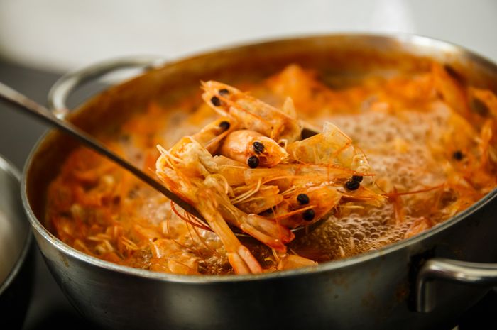 Tips dan Trik Membuat Kaldu Udang Gurih Tanpa Amis, Gampang! - Nova