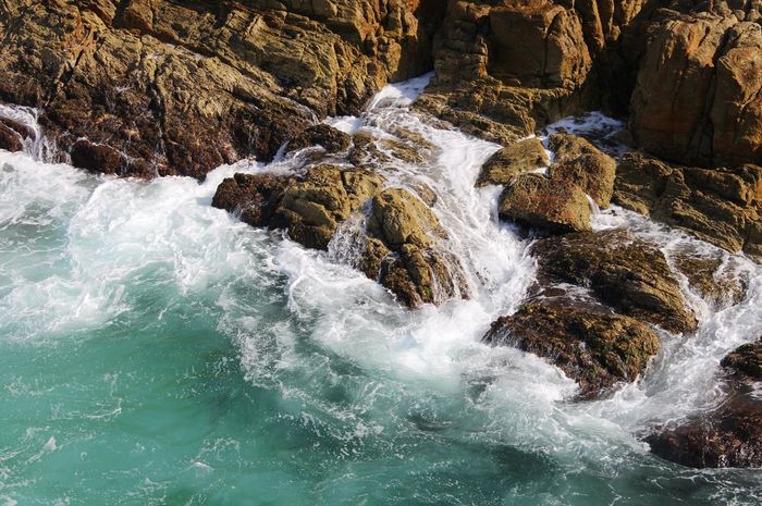 Perbedaan Ilmu Geografi dan Ilmu Geologi, Materi IPA - Bobo