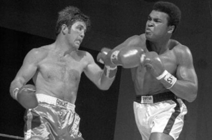 SEJARAH HARI INI - Bukan Mike Tyson, Bukan Tyson Fury, Ini Raja KO ...
