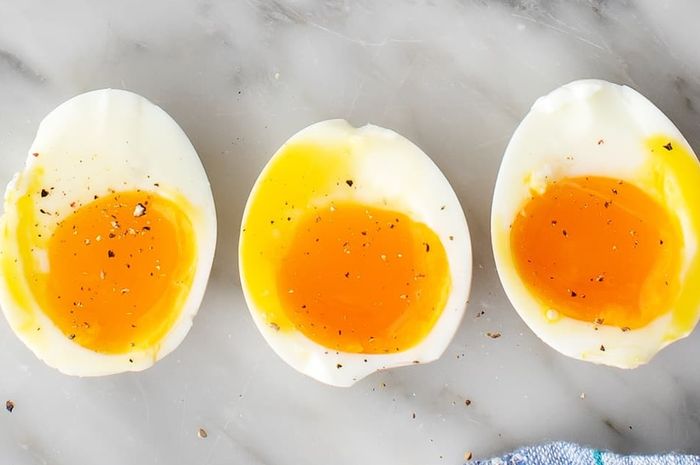 Cara Memasak Telur Setengah Matang dan Memanaskannya Dengan Benar ...