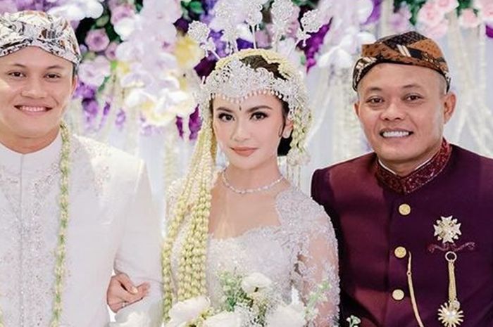 Sule Bocorkan Usia Kehamilan Mahalini, Siap Jadi Kakek di Bulan Februari!