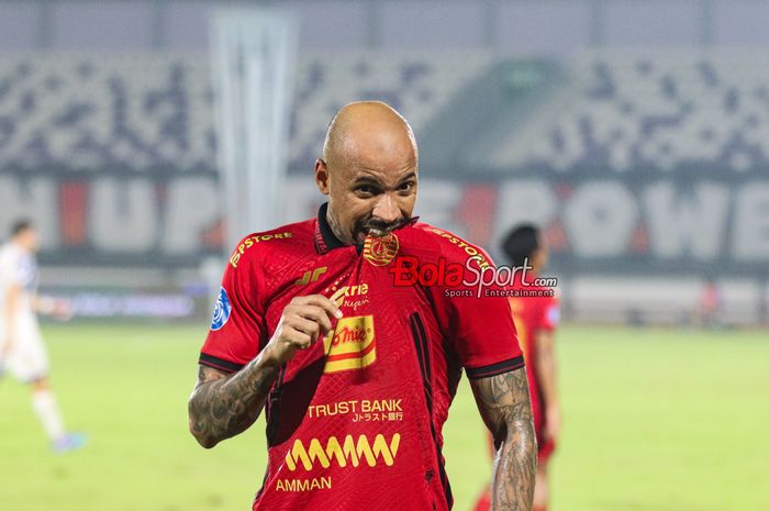 Persija Resmi Perpanjang Kontrak Gustavo Almeida, Sang Pemain Langsung ...