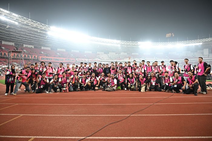 Persija Ajak 53 Fotografer Amatir Rasakan Sensasi Memotret Laga Lawan ...