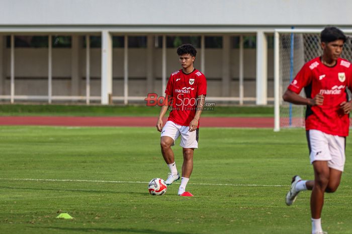 Hokky Caraka Terbenam oleh Jens Raven, PSS Sleman Kirimkan Wonderkid ...