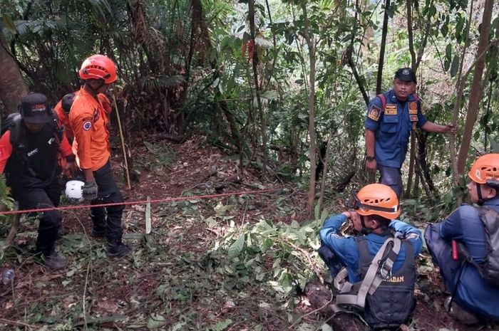 Innalillahi, Kakek yang Hilang di Gunung Salak Ditemukan Meninggal Dunia, Lokasi Sulitkan Tim ...