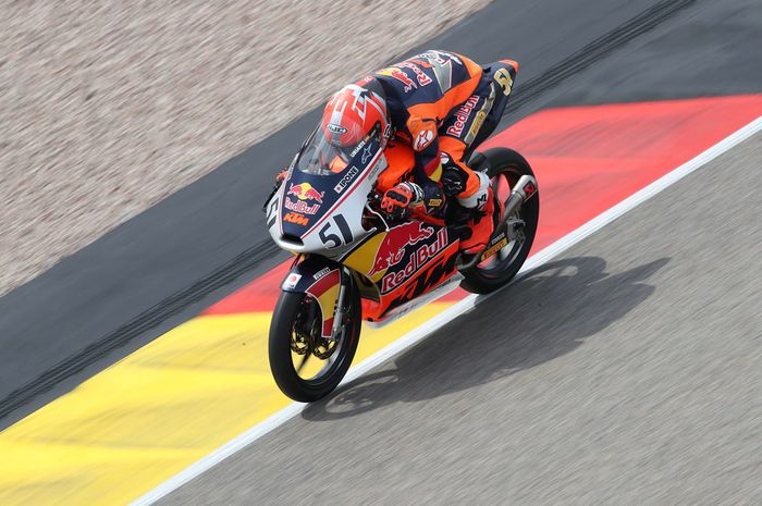 Gagalkan Kemenangan Pembalap Indonesia di Red Bull Rookies Cup 2025 ...
