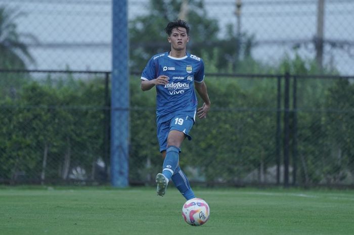 Alfeandra Dewangga Punya Permintaan Khusus Soal Posisi di Persib ...