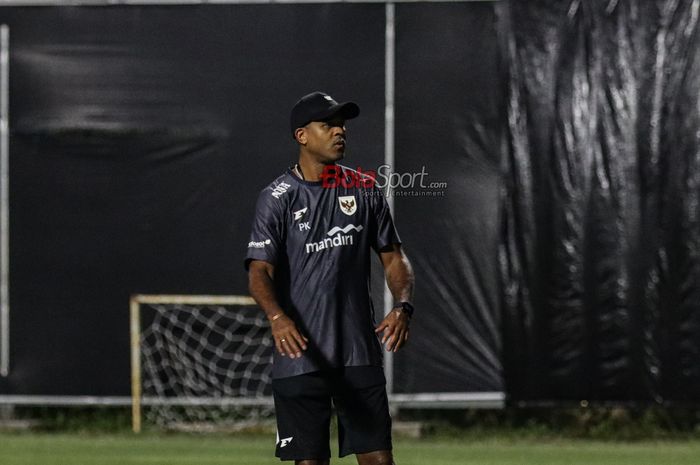 Akhirnya Patrick Kluivert Punya Kerjaan Baru usai Dipecat dari Timnas ...