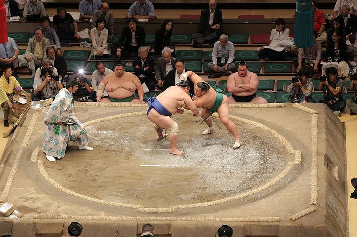 Kisah-Kisah Paling Mencengangkan dalam Sejarah Sumo di Jepang ...