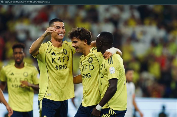 Ronaldo Pamer Model Rambut Baru, Tebus Dosa Kilat CR7 dan Hattrick ...