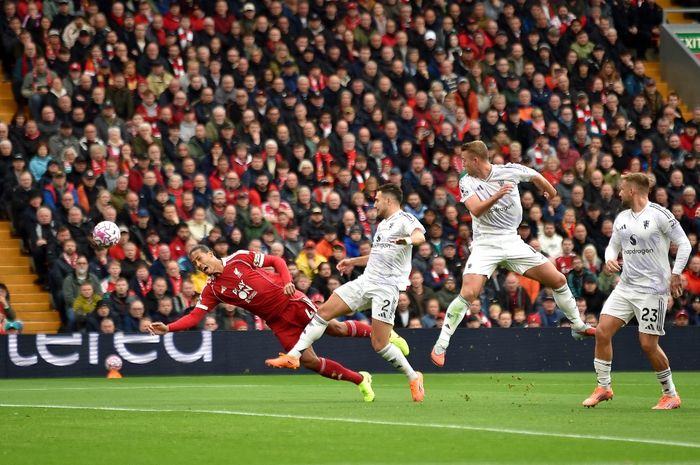 Man United Masuk Daftar Tim Terkutuk bagi Virgil van Dijk di Anfield - Bolasport.com