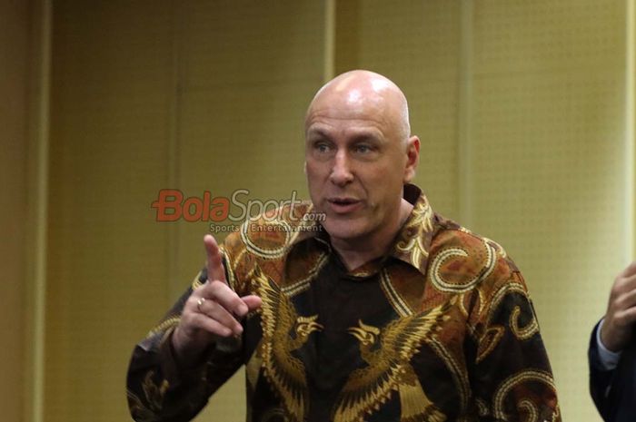 Dirtek Alexander Zwiers Bocorkan Kriteria Pelatih Baru Timnas Indonesia ...