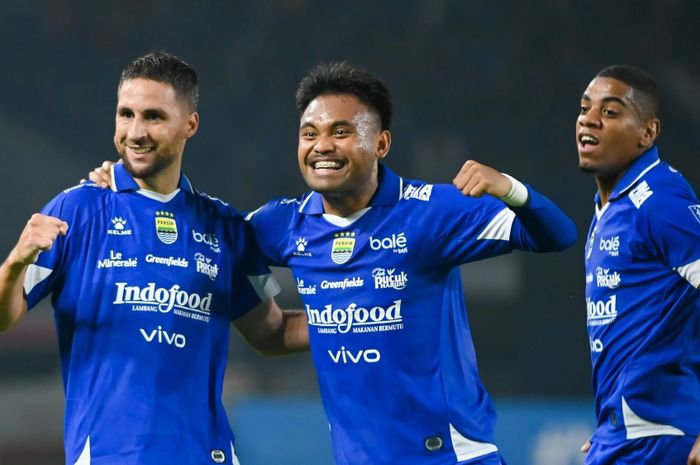 Kata Gelandang Persib Setelah Cetak Gol dan Dapat Kartu Merah Saat ...
