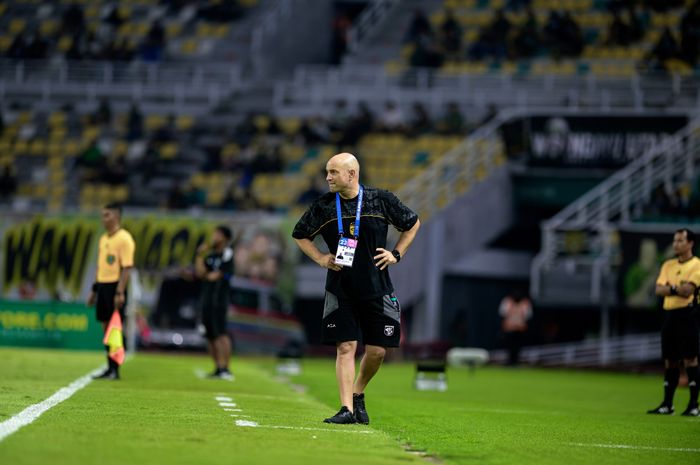 Pelatih Persebaya Puji Setinggi Langit Persib di Era Bojan Hodak ...