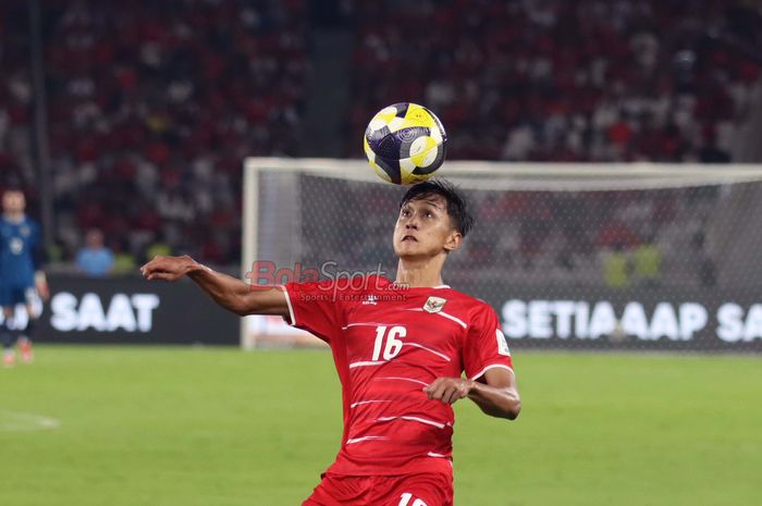 Bersinar di Laga Debut, Dony Tri Pamungkas Bikin Persaingan Bek Kiri ...
