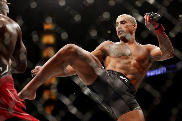 Rekap UFC 327 - Cukup 3 Menit 45 Detik, Carlos Ulberg Geprek Jiri ...