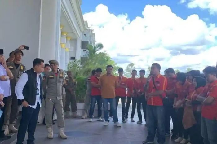 Kronologi 25 Gerai Alfamart di Lombok Tengah Ditutup Paksa, Para ...