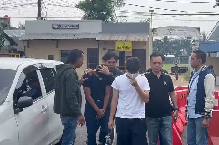 Kronologi Pembacokan Pelajar di Palmerah, Pelaku Nangis saat Digiring ...