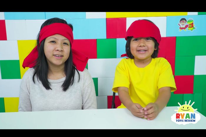 5 YouTubers Cilik yang Suka Review Mainan - Bobo