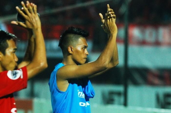 Striker Jangkung Ini Ingin Tetap Bersama Bali United - Juara.net