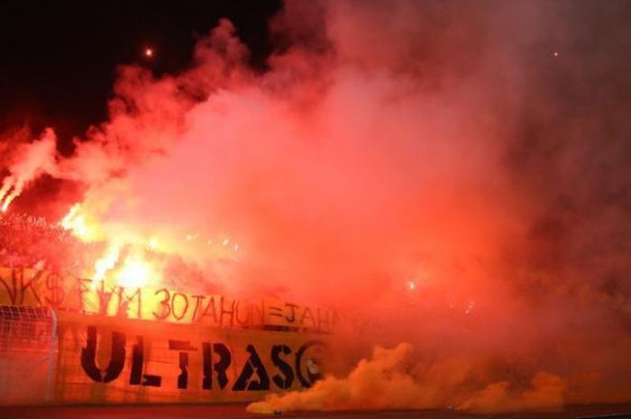 Lima Suporter Paling Fanatik di Asia, Ultras dari Indonesia Urutan ...