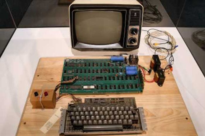 Mau Tahu Komputer Apple Termahal Sepanjang Sejarah? Ini Dia! - National ...