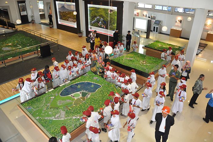 Mengulik Sejarah Geothermal di Indonesia - National Geographic