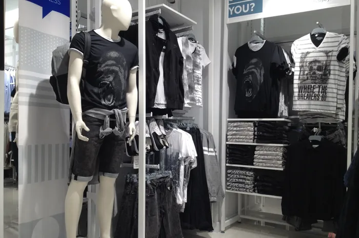 7 Style Fashion yang Bisa Kita Temukan di Store LC Waikiki - Page all