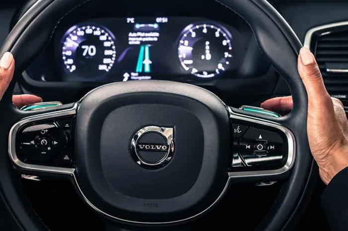 Ini Dia, Teknologi F1 di Mobil Jalan Raya (1)