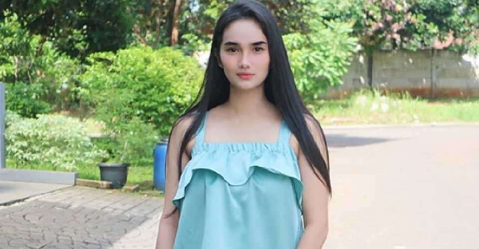 Biodata Artis Faby Marcelia, Aktris Cantik yang Menikah di Usia 18 ...