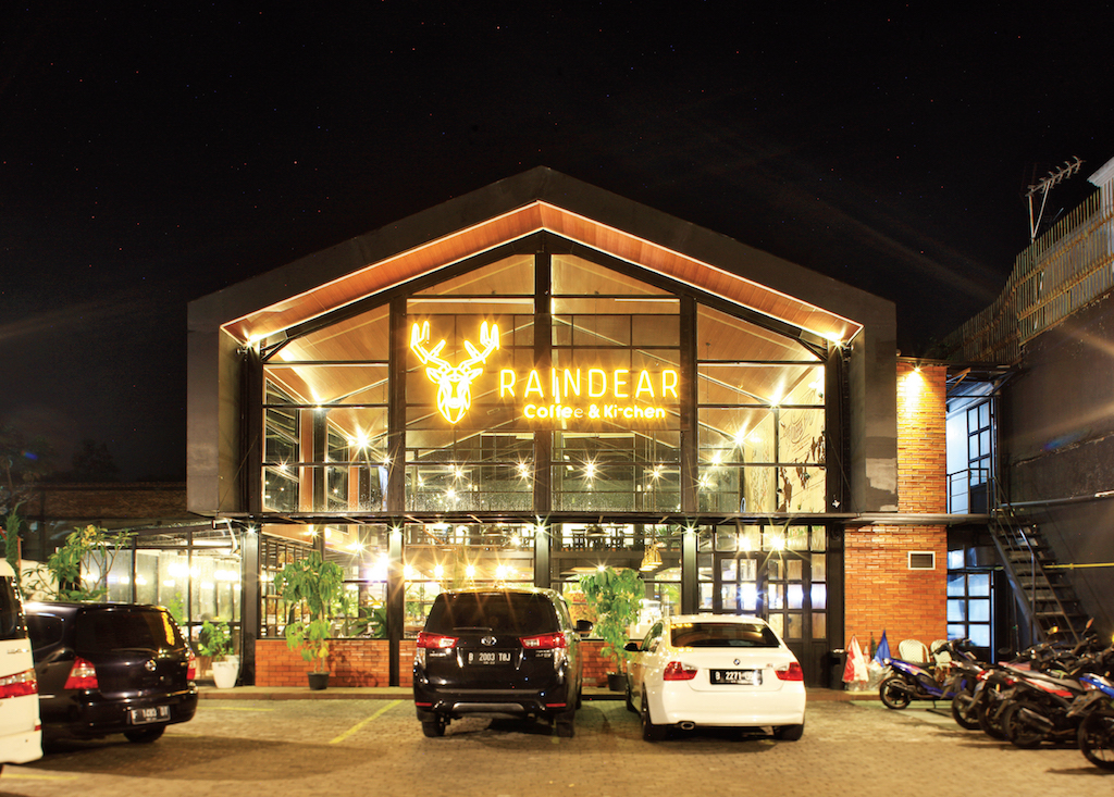 Bukan Sekedar Kafe, Begini Cara Raindear Coffee and Kitchen Tampilkan ...