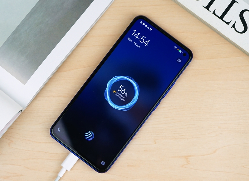 Fast Charging vs Quick Charging, Benarkah Merusak Baterai? | Nextren