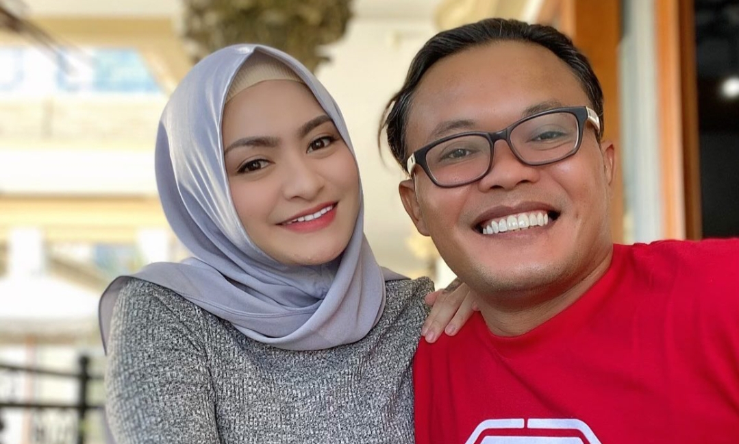 Pantas Saja Sule Sampai Dibuat 'Klepek-klepek', Rupanya Begini Cara Nathalie Holscher Perlakukan ...