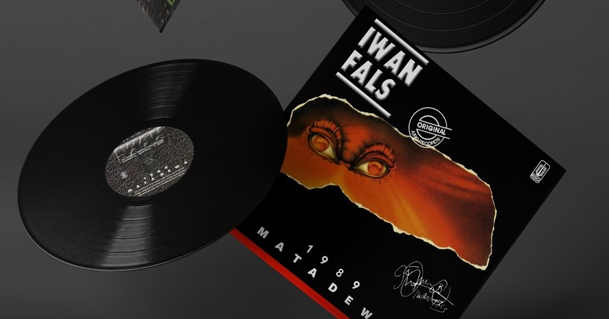 Iwan Fals Rilis Vinyl Album 'Mata Dewa' di Momen Hari Musik Nasional