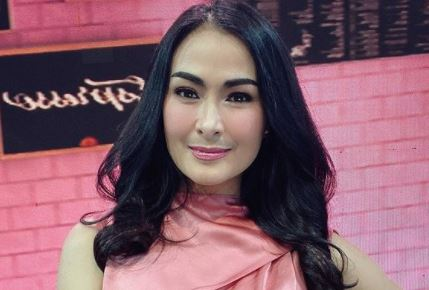 Julukan Ratu Nyinyir Bak Tak Cukup, Iis Dahlia Kini Disebut Sebagai Artis Pencitraan, Sosok Ini ...