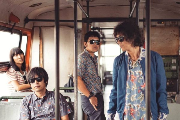 Indische Party Rilis Mini Album 'The Highest Stars' dalam Fomat Kaset