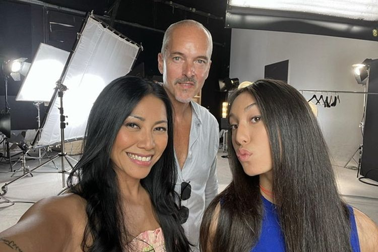 Cantik Berwajah Blasteran, Putri Anggun C Sasmi Tampil di Acara TV Prancis, Netizen Dibuat Heboh ...