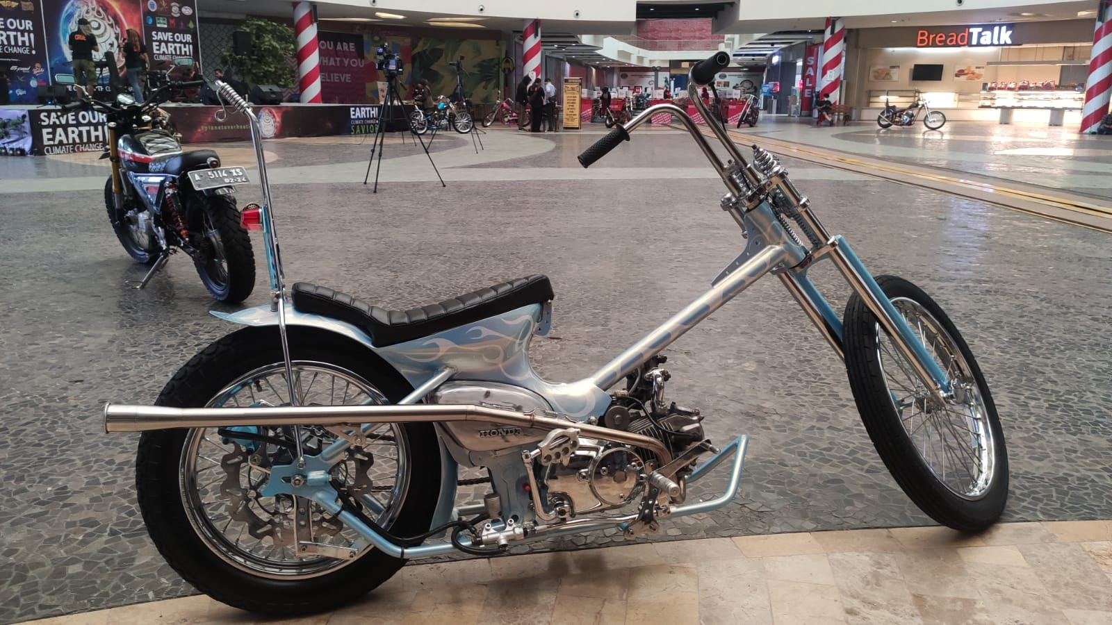Deretan Motor Custom Mejeng di Planet Overheating, Ternyata Ada Motor ...